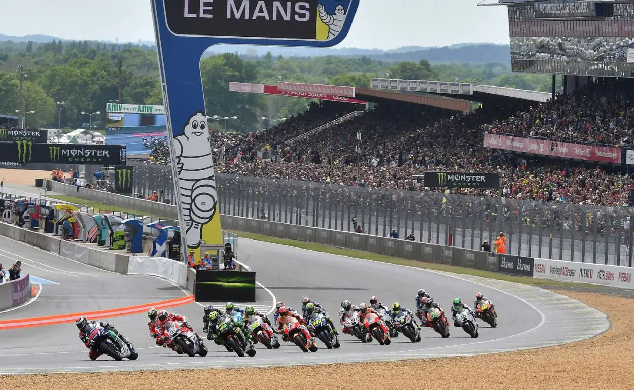 Best seats at the French MotoGP at Le Mans - Know your options