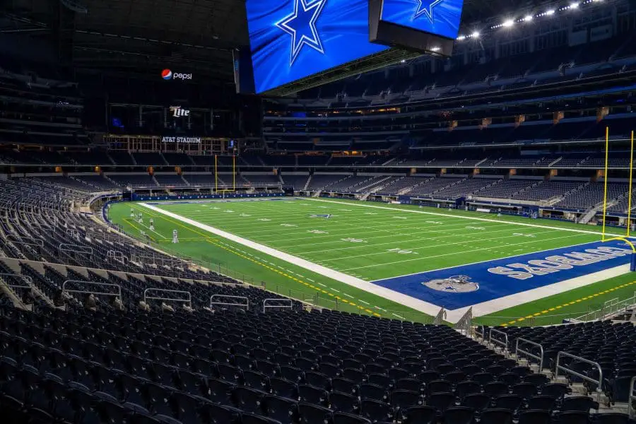 Best seats at the AT&T Stadium for Dallas Cowboys and concerts