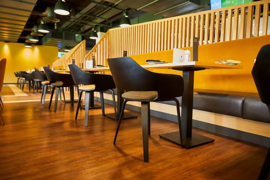 Best seats at Wolverhampton Wanderers Molineux Stadium [Full guide]