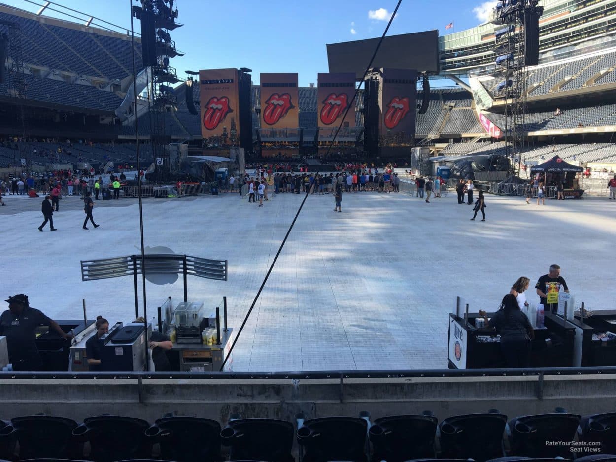Best seats at Soldier Field Stadium for Bears games and concerts
