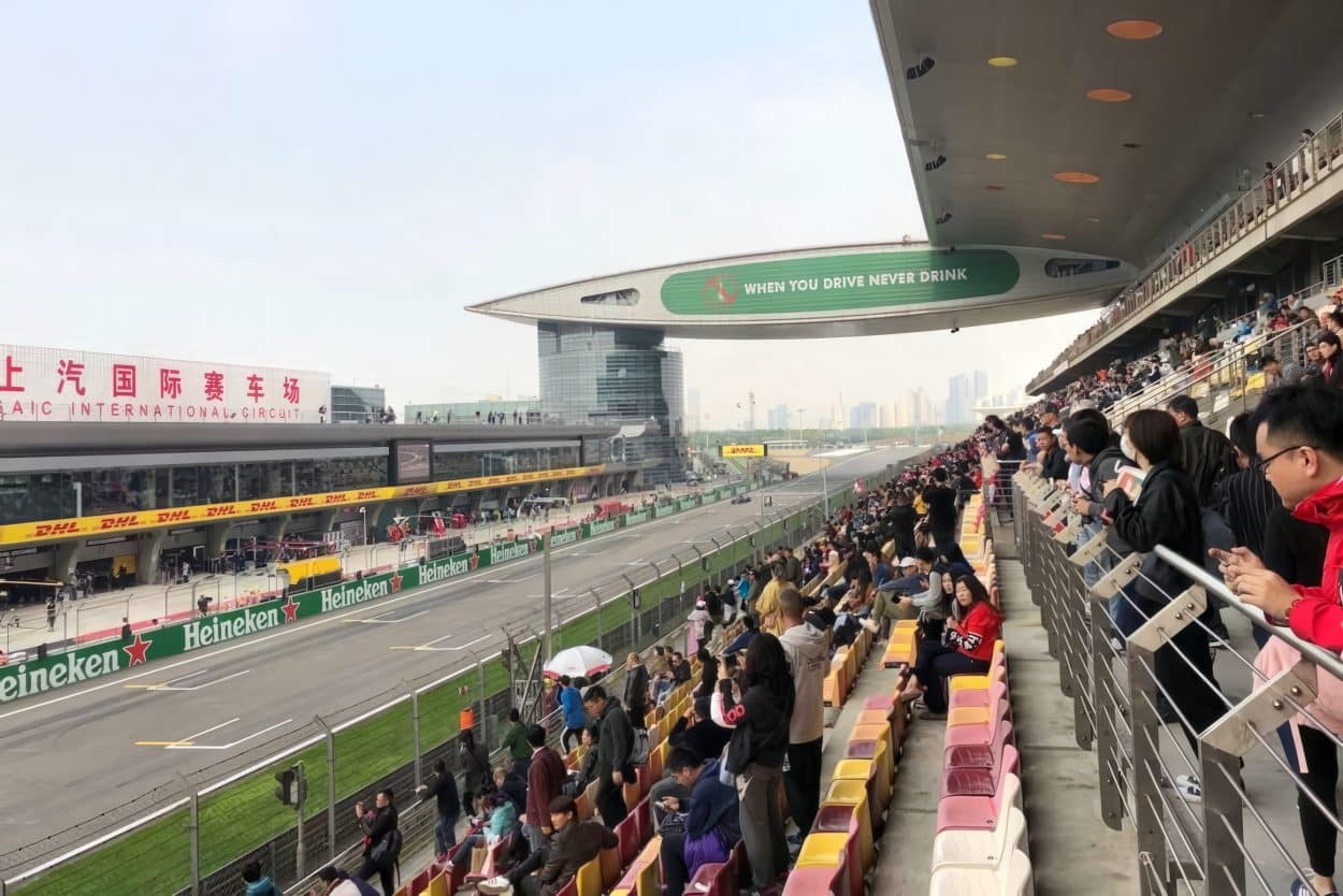 Best seats at the Chinese F1 Grand Prix - Compare view and price